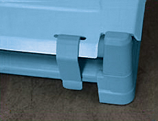 Discoverer® Plastic Lids & Lid Clips